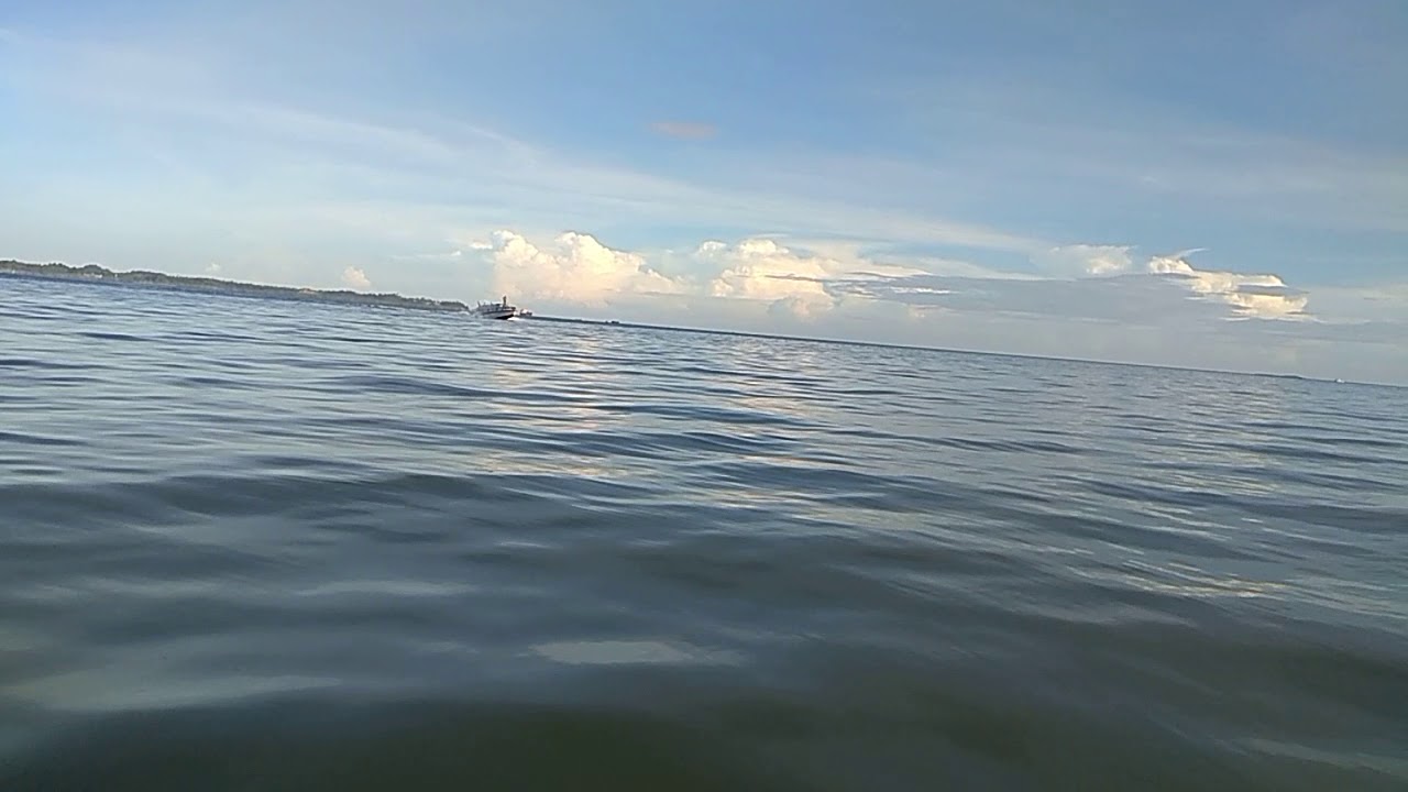 Speed Boat Tarakan Express Kehabisan Minyak di perairan Tarakan - YouTube