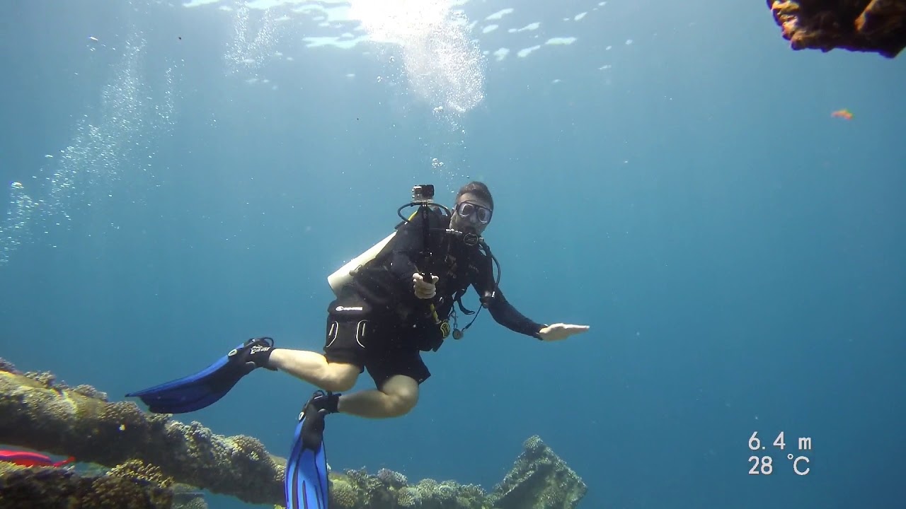 Million Hope Wreck Dive - YouTube