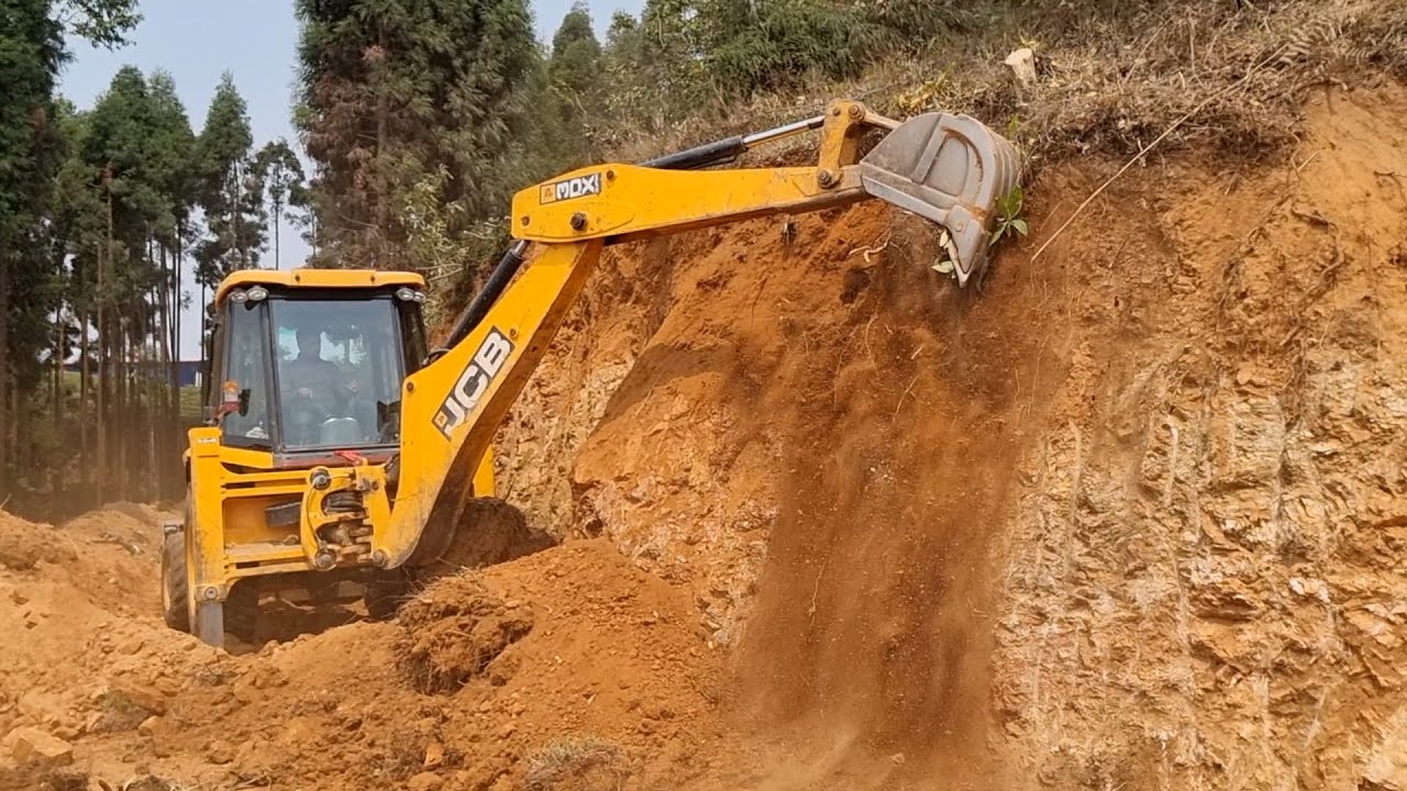 JCB Backhoe Loader - Cutting Hill - Widening Narrow Road - Hilly Home ...