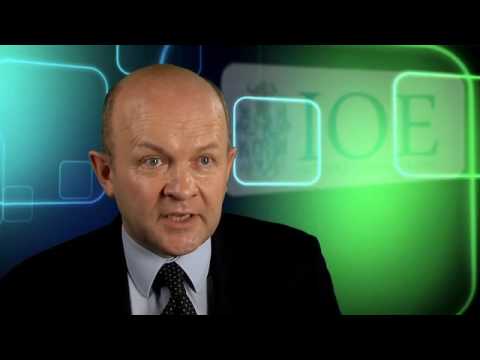 Day in the life of a European Sales Manager - YouTube