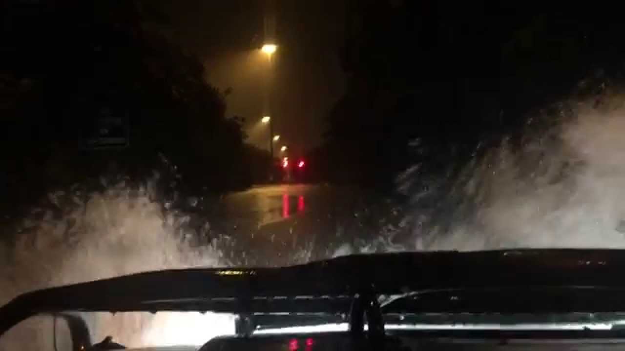 EVS Motors Search & Destroy Hummer H1 driving through the Houston Flood ...