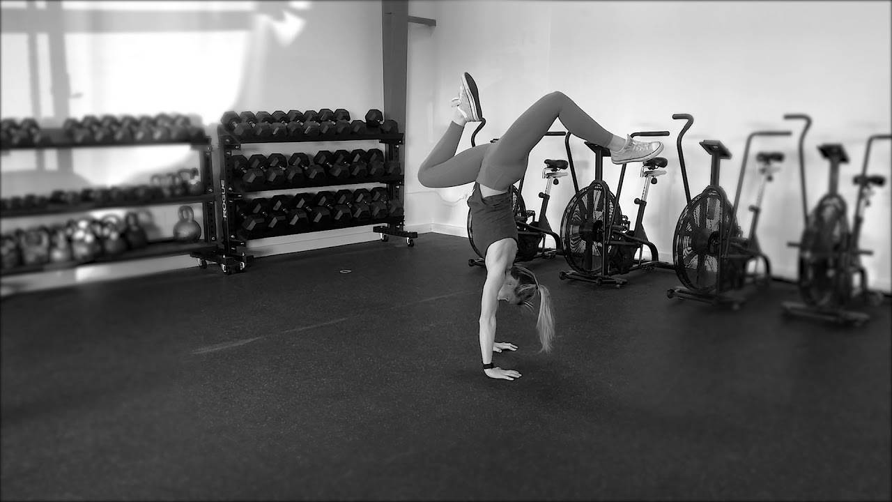 Double Stag Handstand - YouTube