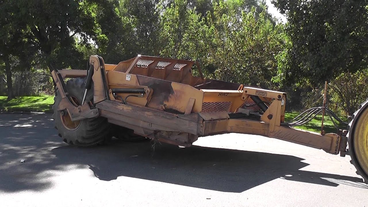 Port Industries 1410C2 Carry-All Scraper Lot 113 - YouTube