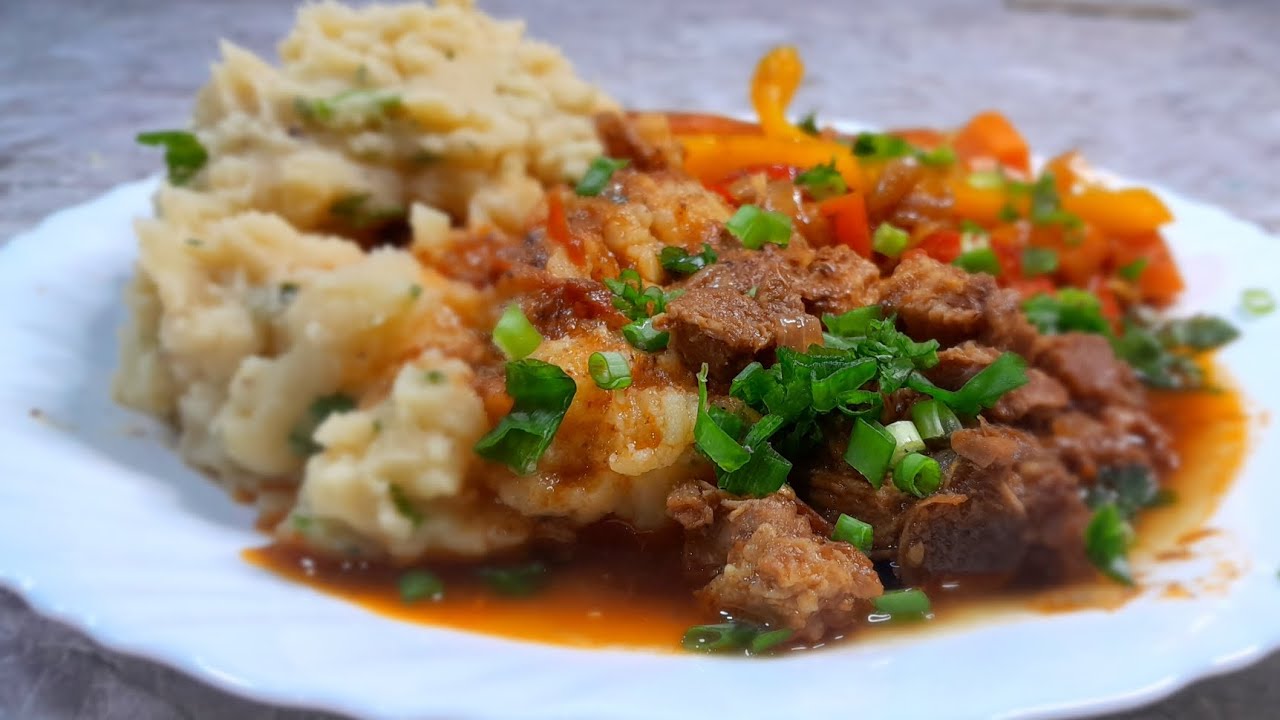 Mashed Potaoes and Beef Stew Recipe | Creamy Mashed Potatoes ...