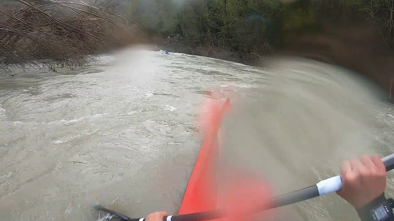 Fiume Vara high water level - YouTube