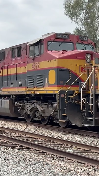 BNSF Hobart intermodal stack with Kansas City Southern (KCS) #4622 trailing #trains #bnsftrains ...