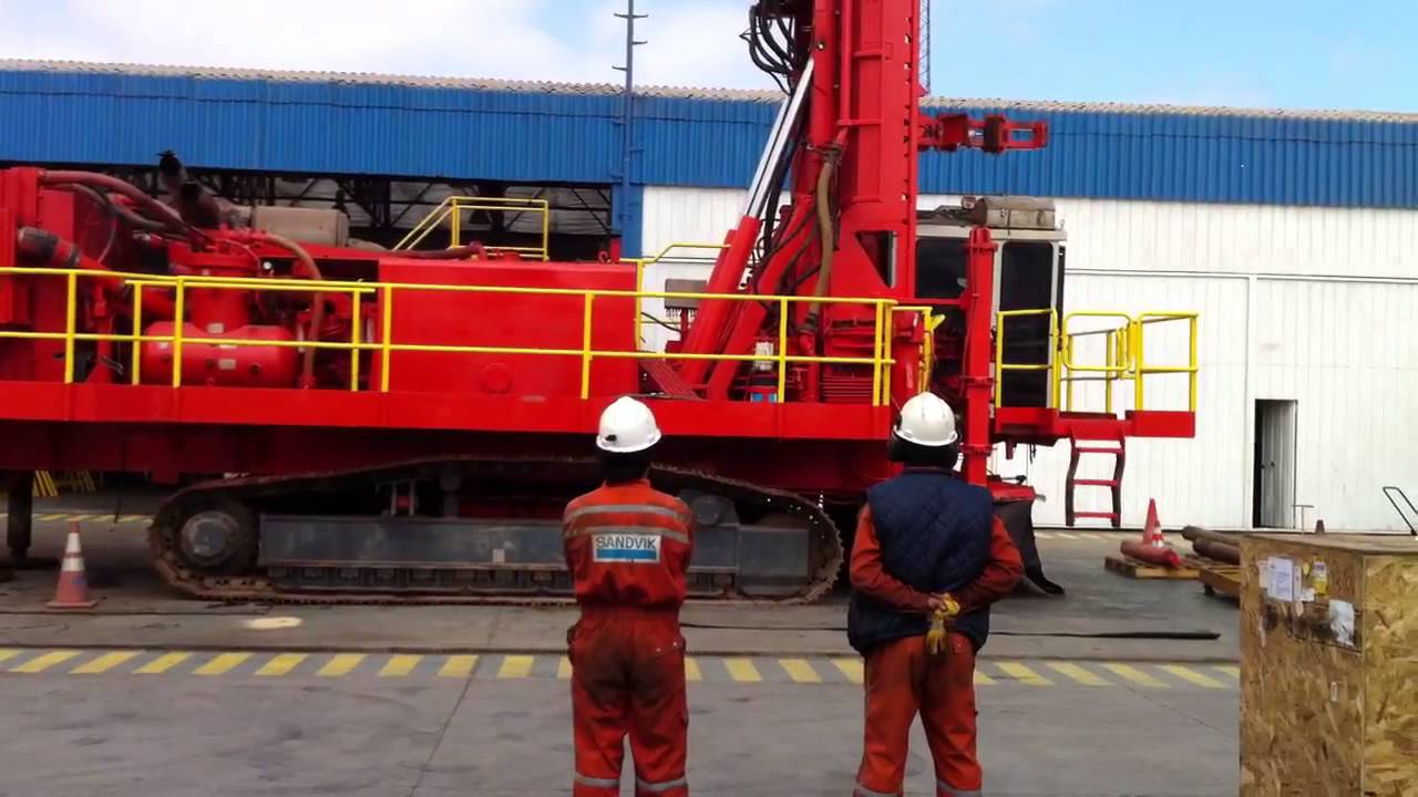 DR460 Sandvik - YouTube