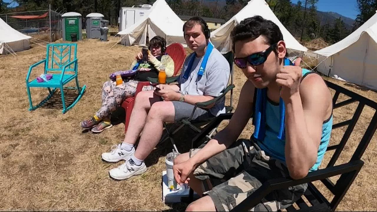 Campers return to camp devastated by fire - YouTube