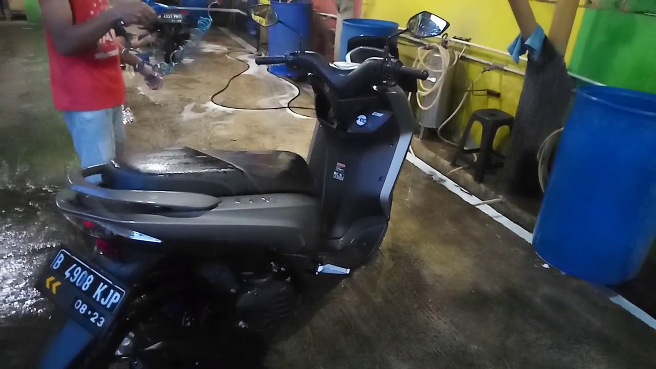 Cucian motor Suranta Jaya Bekasi Rawa Kalong - YouTube