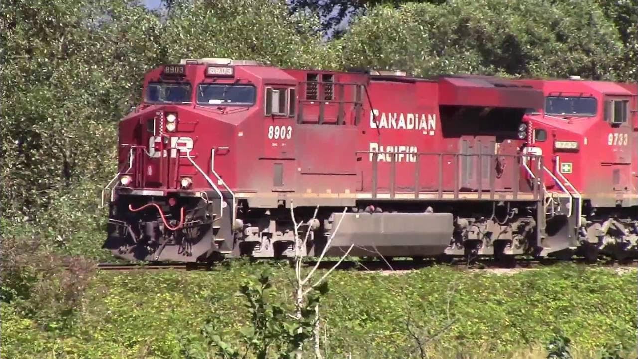 Trains BC 2016: CP 301 (Grain) W/ DPU @ Sumas Mtn. BC Canada 18AUG16 ES44AC 8903 Leading - YouTube