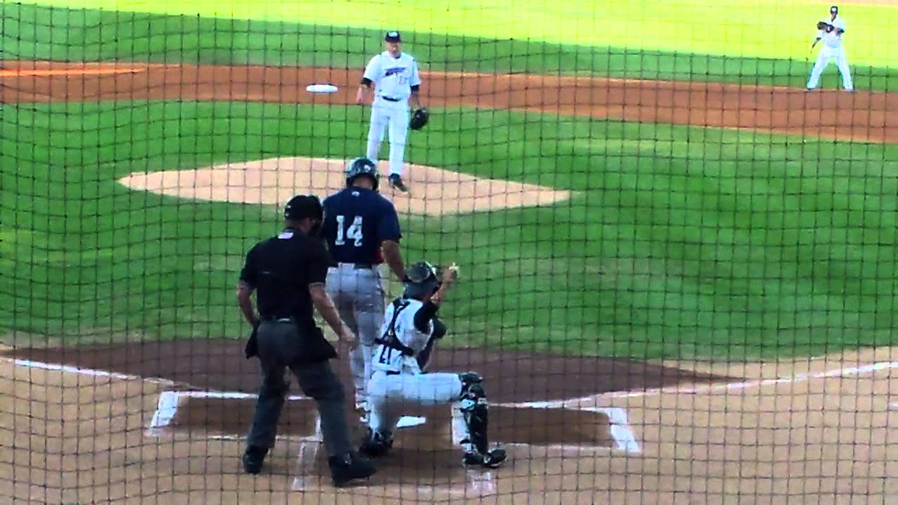 Winston-Salem RHP Mike Recchia vs. Potomac LF Randolph Oduber, 5.3.14 ...
