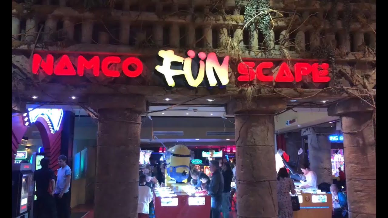 Arcade Walkaround Trafford Centre Namco Funscape with Elsie-Rose PRIZE ...