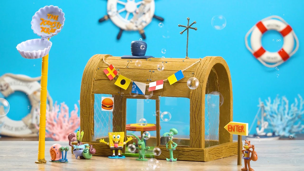 How to Make a Candy House With Chocolate, Cookies, and Candy 🍫 Daily ...