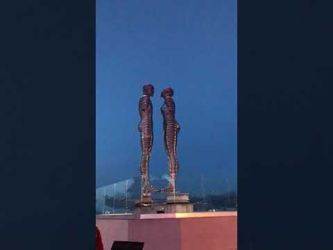 ALİ İLE  NİNO'NUN BİTMEYEN  AŞKLARI