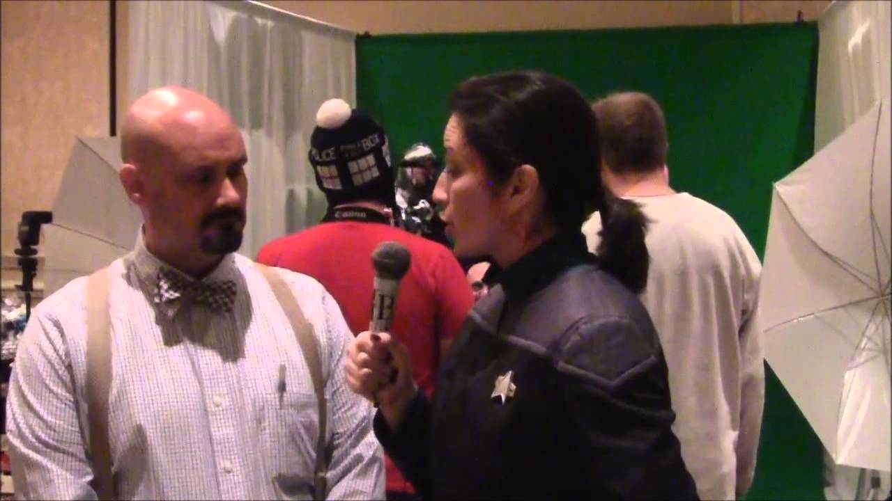 LnB Wired interviews Fantascenes Photography - YouTube