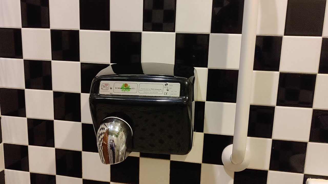 World Dryer Model DXA Handryer at Frankie & Bennys in Longwell Green ...