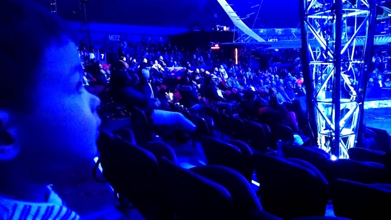 Trapeze Americano - YouTube