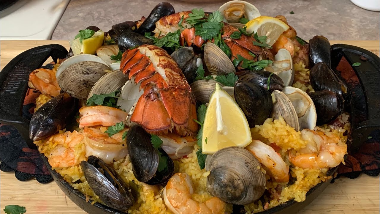 Weber SmokeFire Paella - YouTube