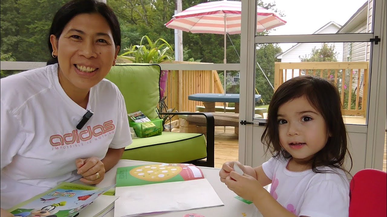 Kwentuhan with Zoe ,Simple Filipina living in America! - YouTube