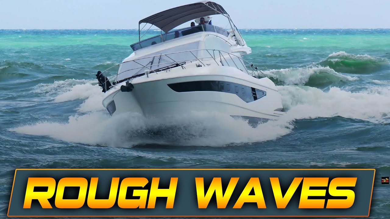 BOATS CAUGHT IN ROUGH SEAS AT HAULOVER INLET | BOAT ZONE - YouTube