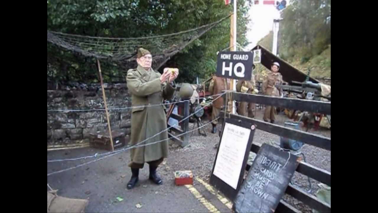 Northover Projector demonstration Goathland NYMR wartime weekend 2012 ...