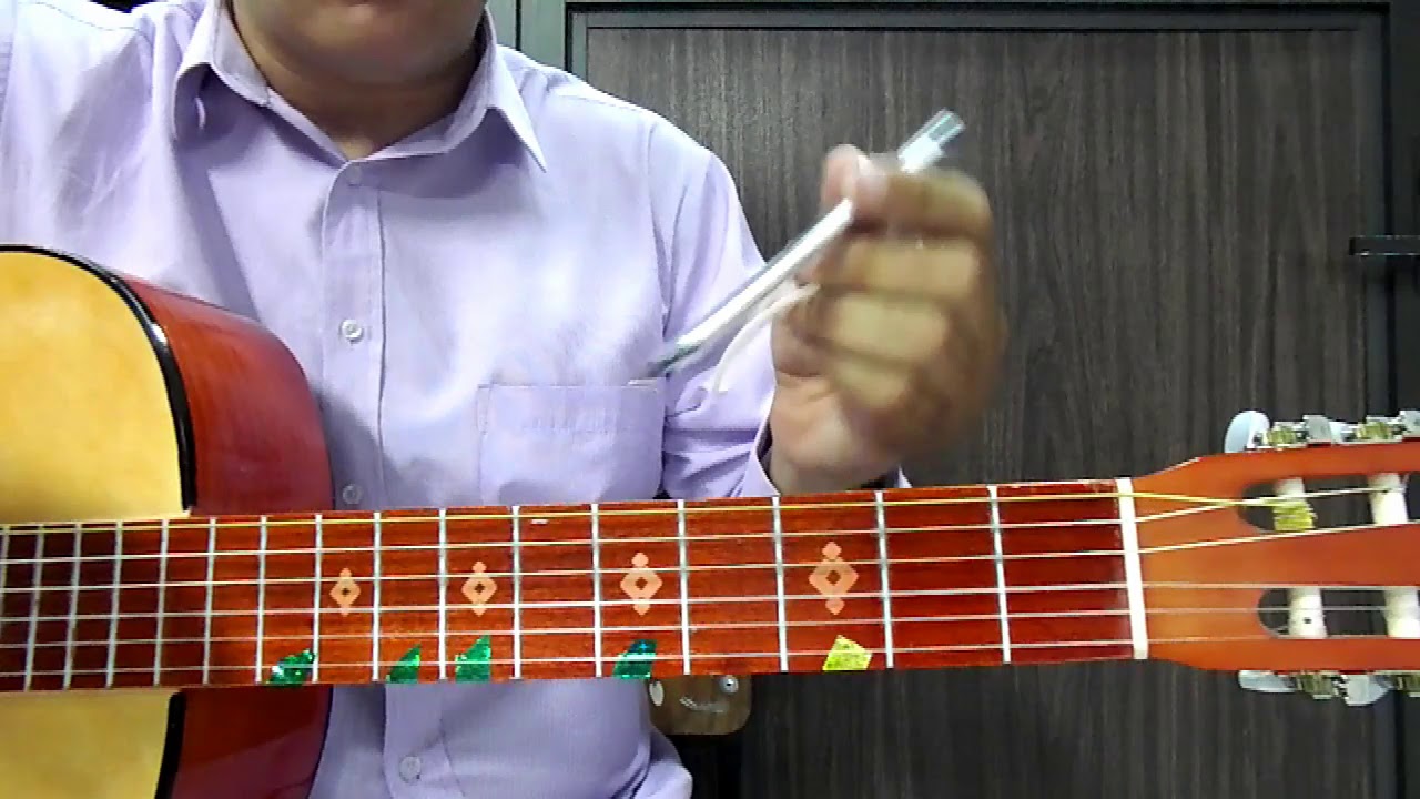 CÓMO IMPROVISAR UN CAPO !! :) - YouTube