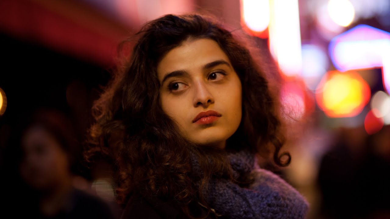 Peur de rien - Danielle Arbid (2016) - YouTube