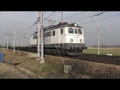 "Sputnik", czyli lokomotywa 3E/1-261 (ex. ET21-261) w barwach ECCO. Rzadki gość na legnickich ...