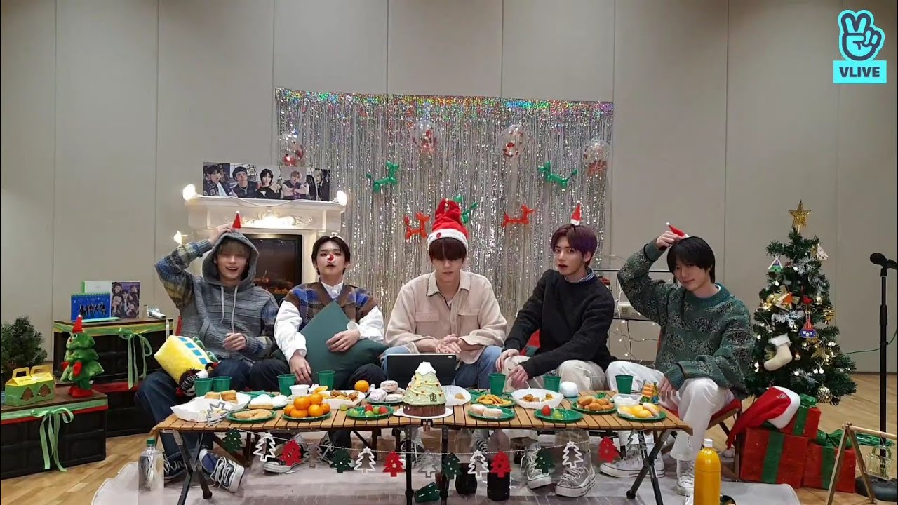 [TXT Vlive] ⭐🎄HOLIDAY PARTY🎄⭐ TXT 211224 (SUB THAI/ENG/JPN/VIE/IND ...