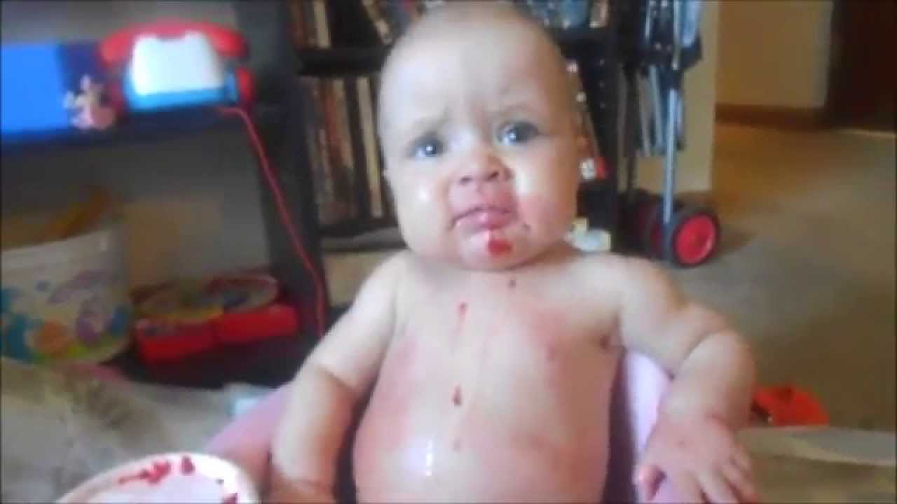 Judgmental baby! - VLOG - March 31st - YouTube