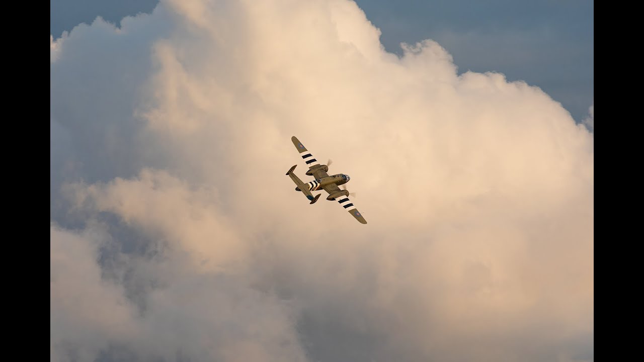 B-25 Mitchell "Grumpy" - Abbotsford Airshow 2021 Aug. 7th - YouTube