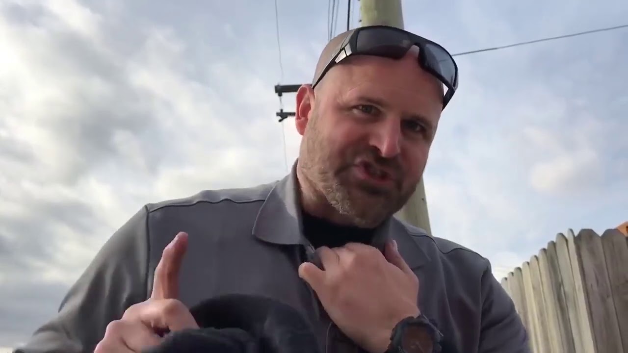Angry Cops Talks Himself Into Another Ticket - YouTube