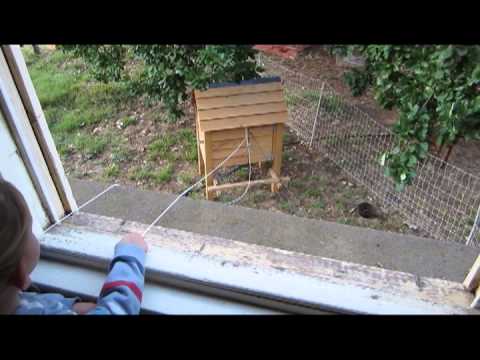 VEG Chook House String-Powered Door Opening System - YouTube