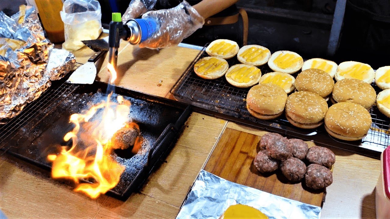 Famous Mozzarella Burger Making in Pasar Lama | Indonesian Street Food ...