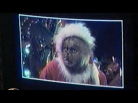 cat attacks grinch extended scene - YouTube