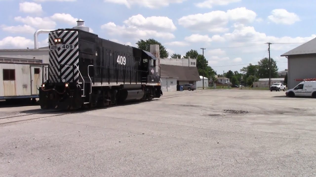 U.S. Rail GMTX 409 on the WSRY -- Grand Junction -- Kokomo Indiana - YouTube