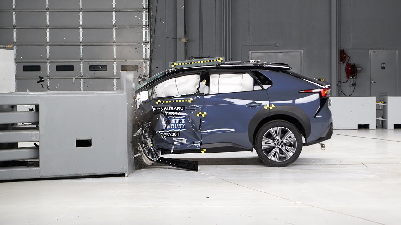 2023 Subaru Solterra driver-side small overlap IIHS crash test - YouTube