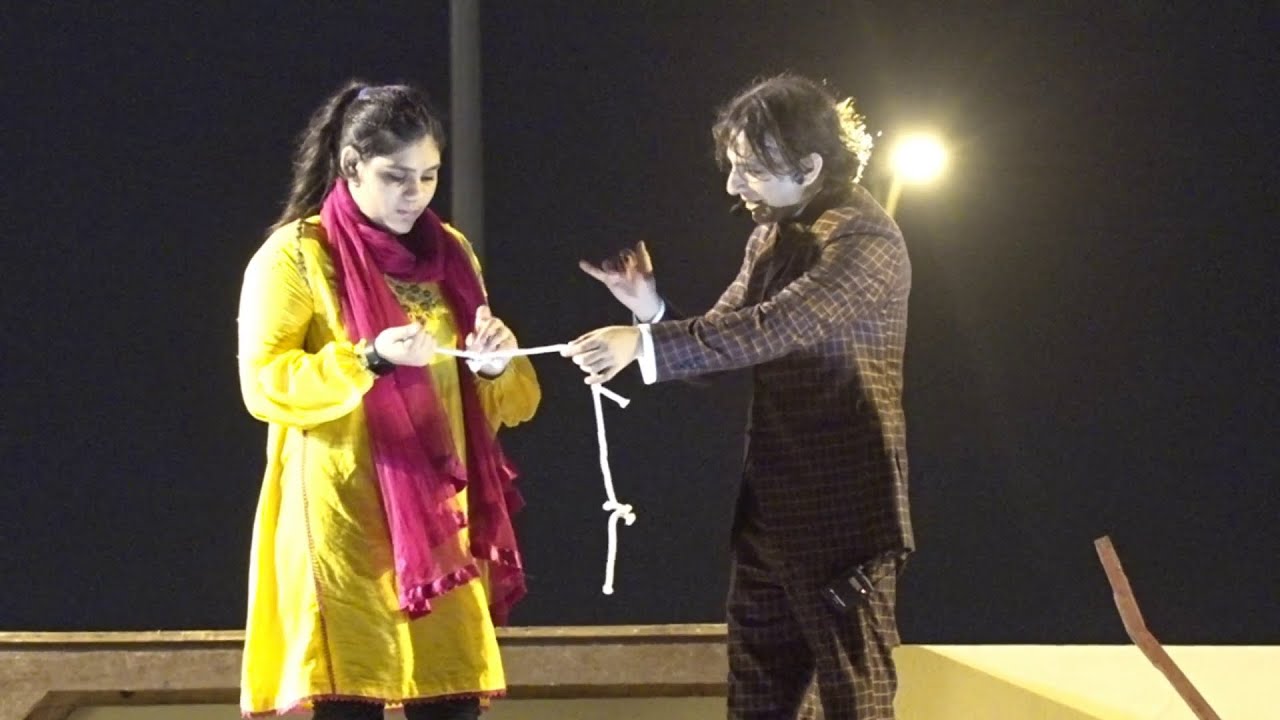 Extremely Funny act of Misce Rope magic tricks at Bahria Town Karachi ...