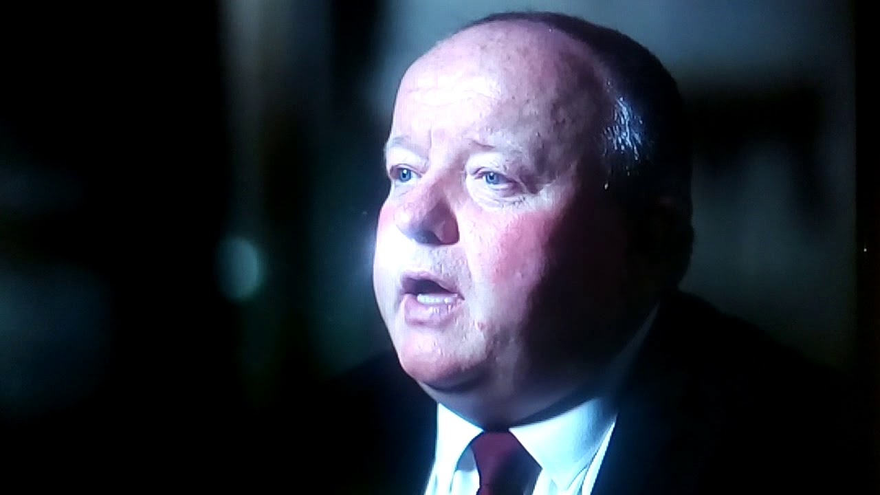 Adams Family London Gangsters C5 - YouTube