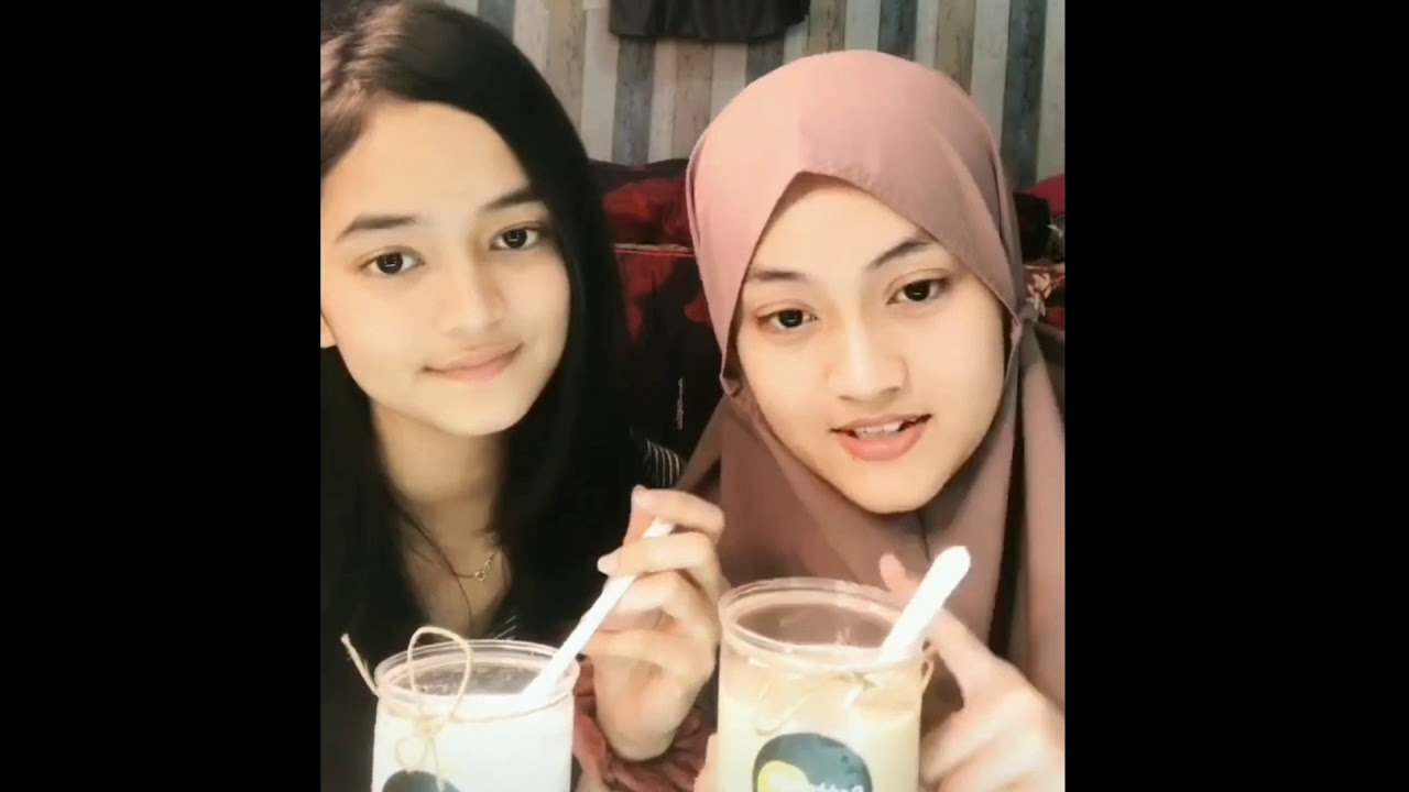 ELSYARA DWI DI AJAK BULAN MADU DI ATAS AWAN!!! SUARANYA MERDU BANGET ...