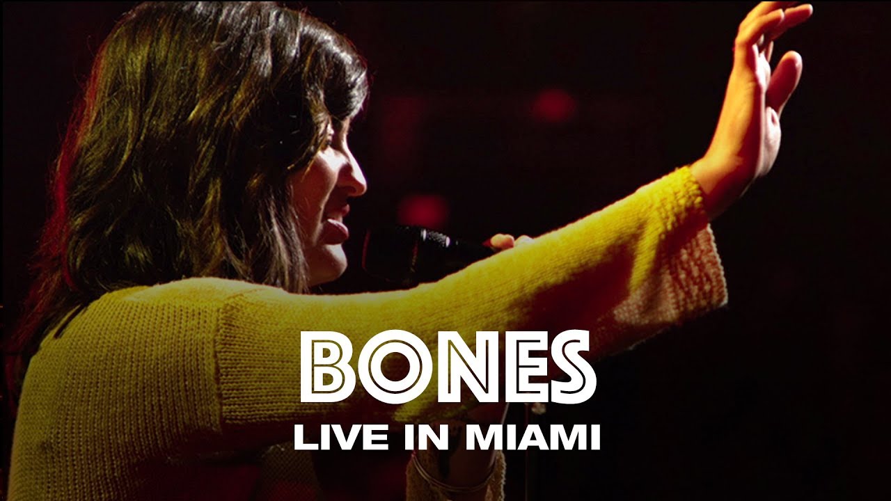 BONES - LIVE IN MIAMI - Hillsong UNITED - YouTube