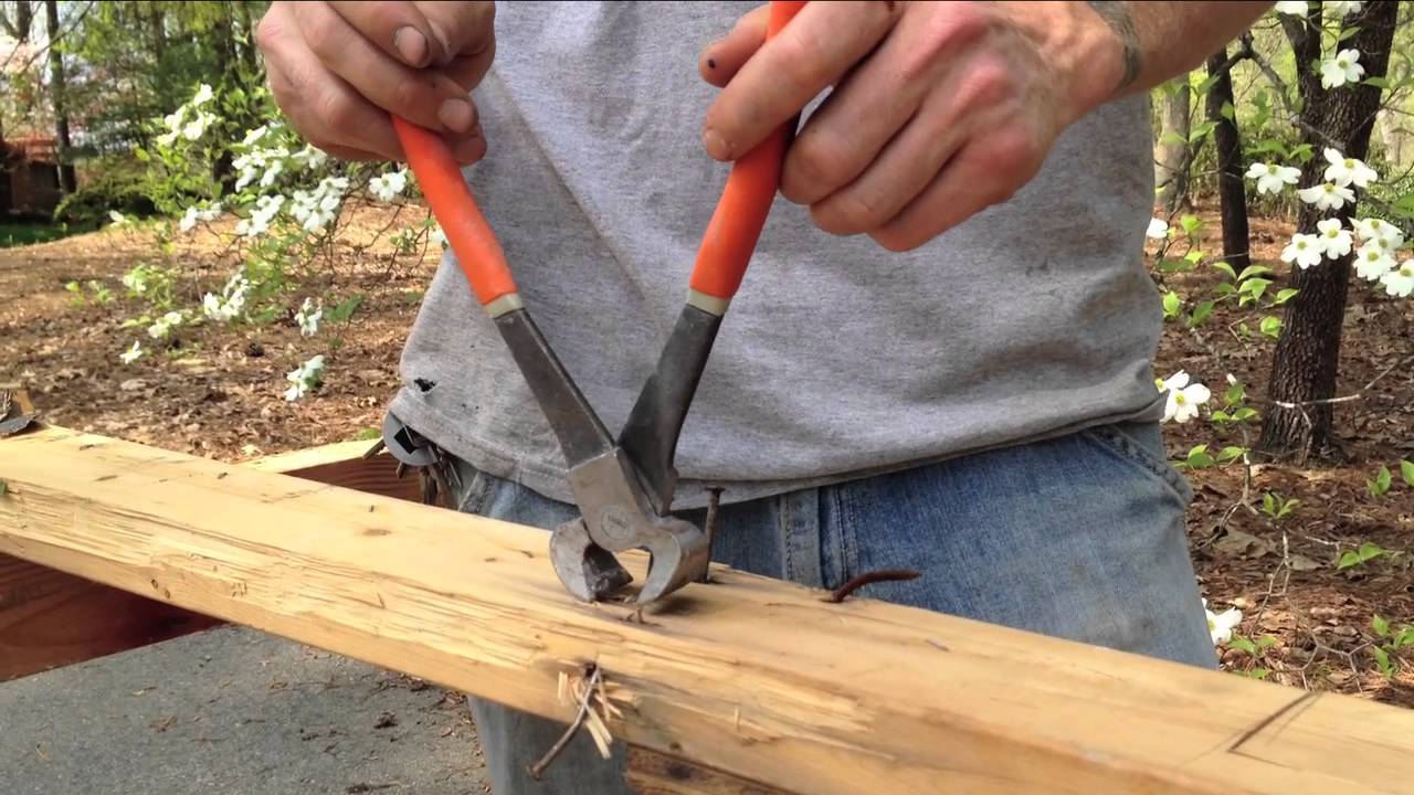 How to denail lumber - YouTube
