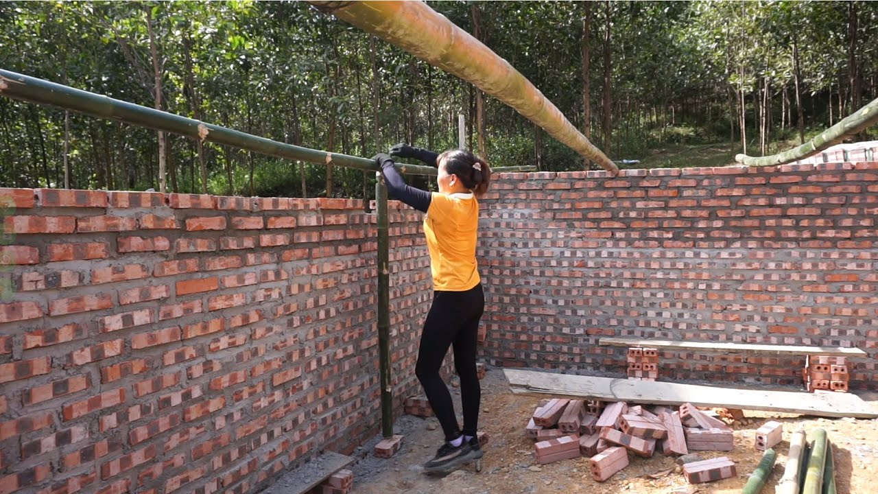 Single Mother Farm - Building Bricks House, build wall, brick construction techniques - build ...
