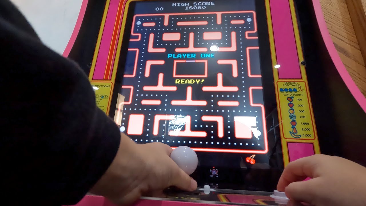 Clarkman vs Pac-Man - YouTube