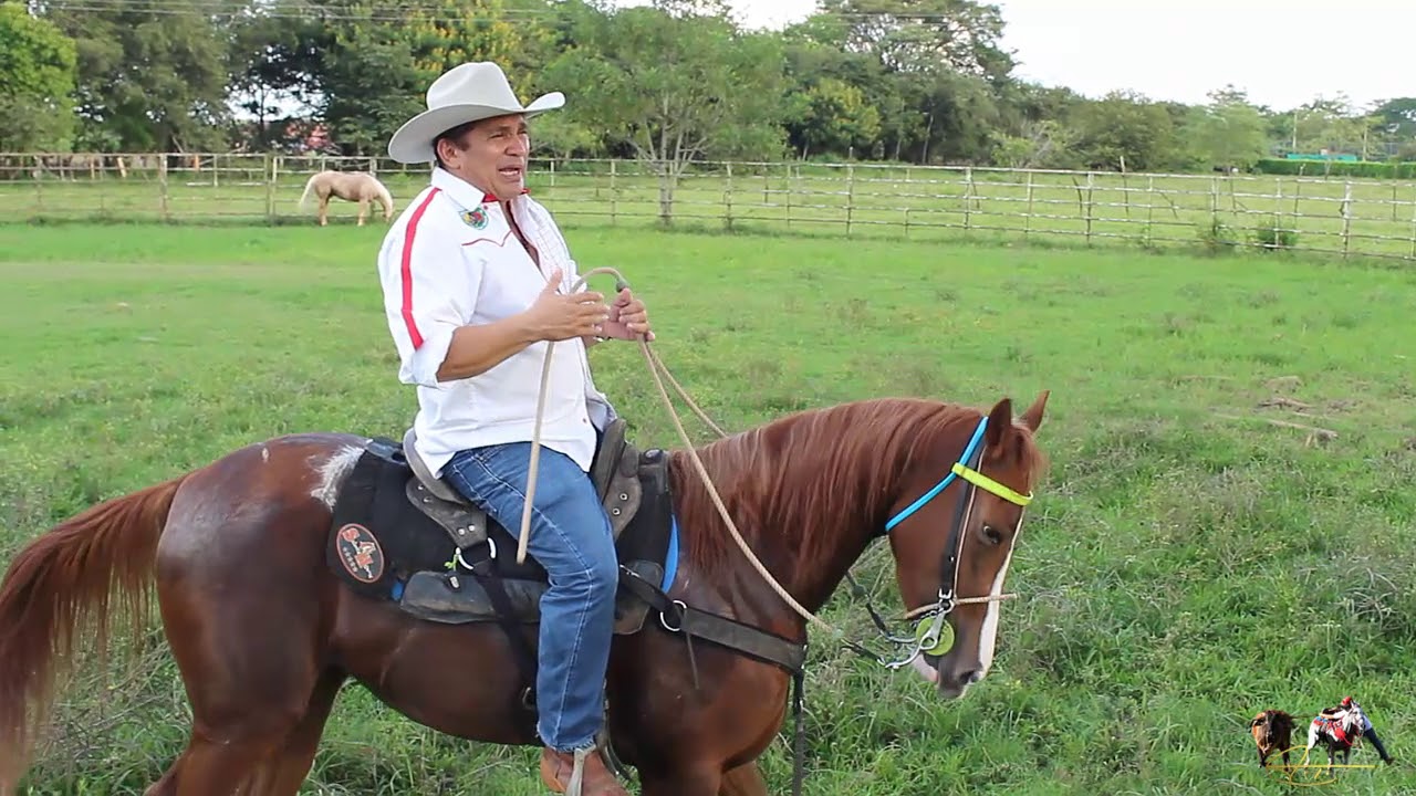 Por Amor Soy Forastero (Villamil Torres el Cantante Coleador) - YouTube