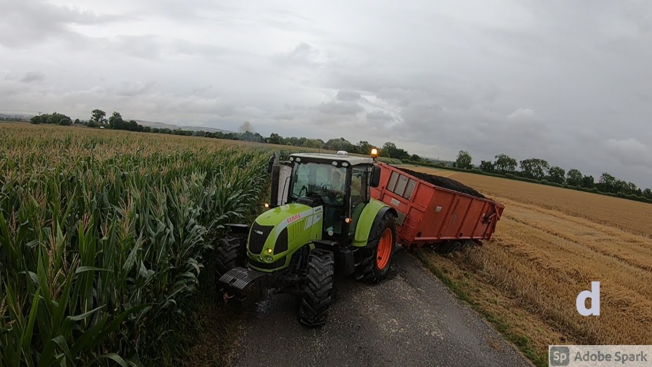 Claas Arion Stuck, Case Magnum 7210 to the rescue - YouTube