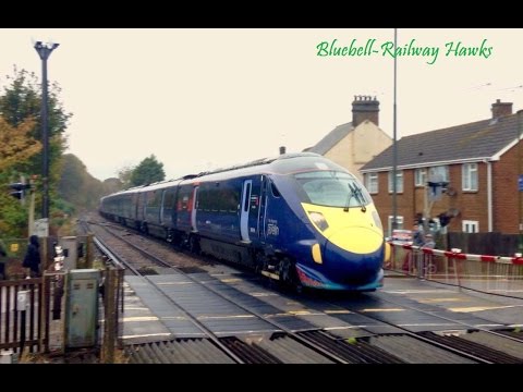 'The Regency Javelin' at Arundel & Angmering stations 12/11/16 - YouTube