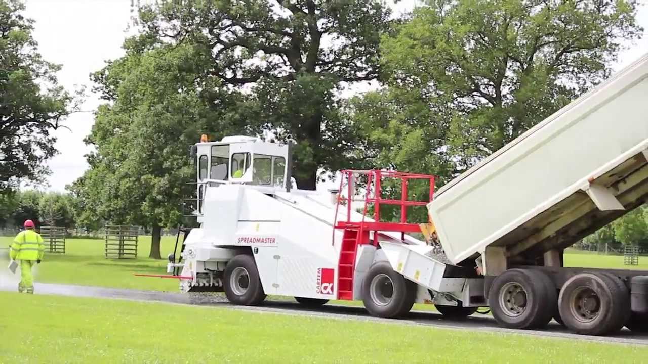 Cartem Spreadmaster Chip Spreader in Operation - YouTube