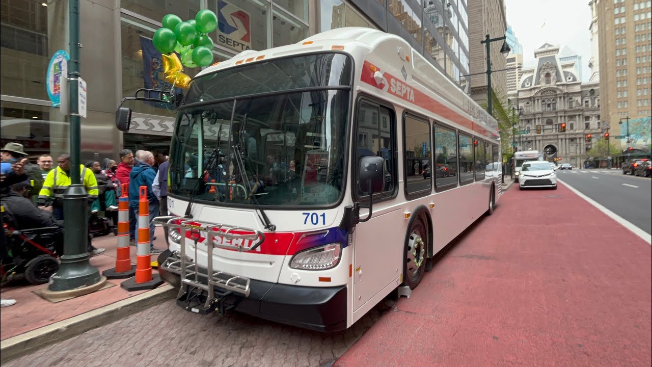 SEPTA 2024 New Flyer XHE40 #701 Short Walk Around - YouTube