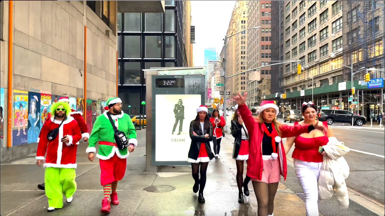 Santacon New York City 2021 [4K HDR] - YouTube